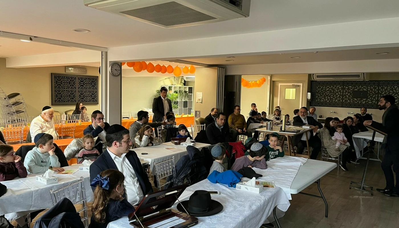 Shul Program Guide: Use Torah Live for Interactive Learning